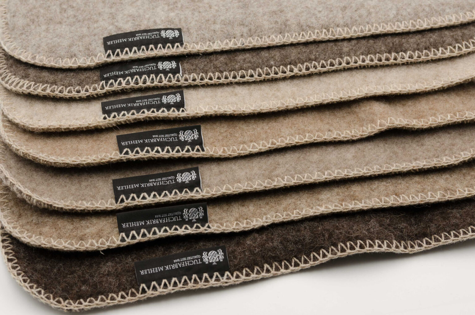 Strickgarn 100% deutsche Wolle - Nadelstärke 4,5-5,5 - Webshop Gebrüder ...